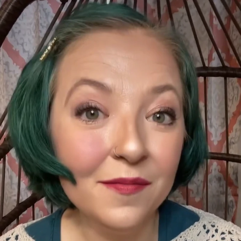 Erin Connelly - Canary Mission